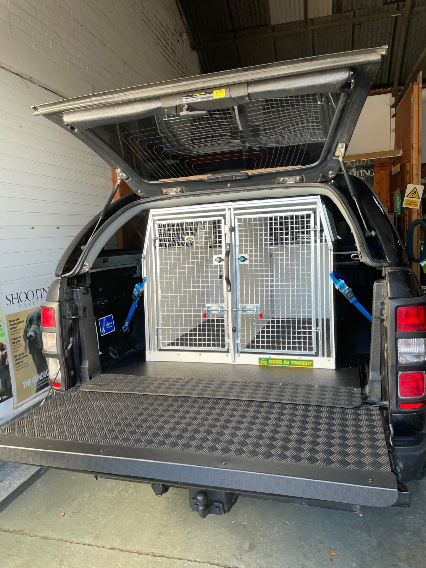 Double Dog Box | Secure Multi-Dog Transport | Lintran