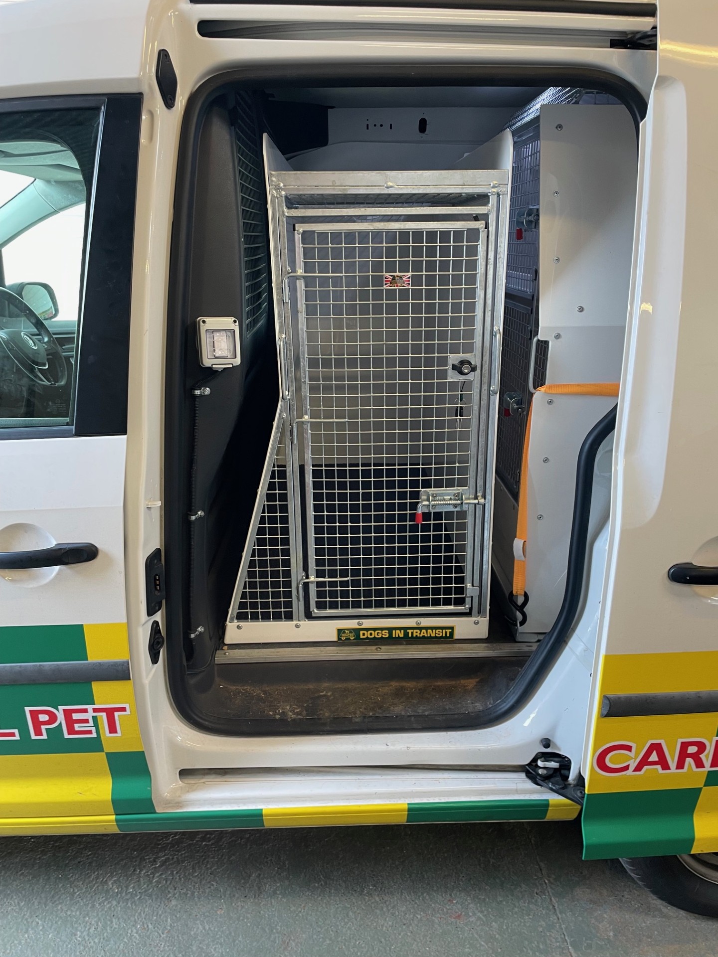 Cross Box Dog Transit System | Versatile & Secure | Lintran