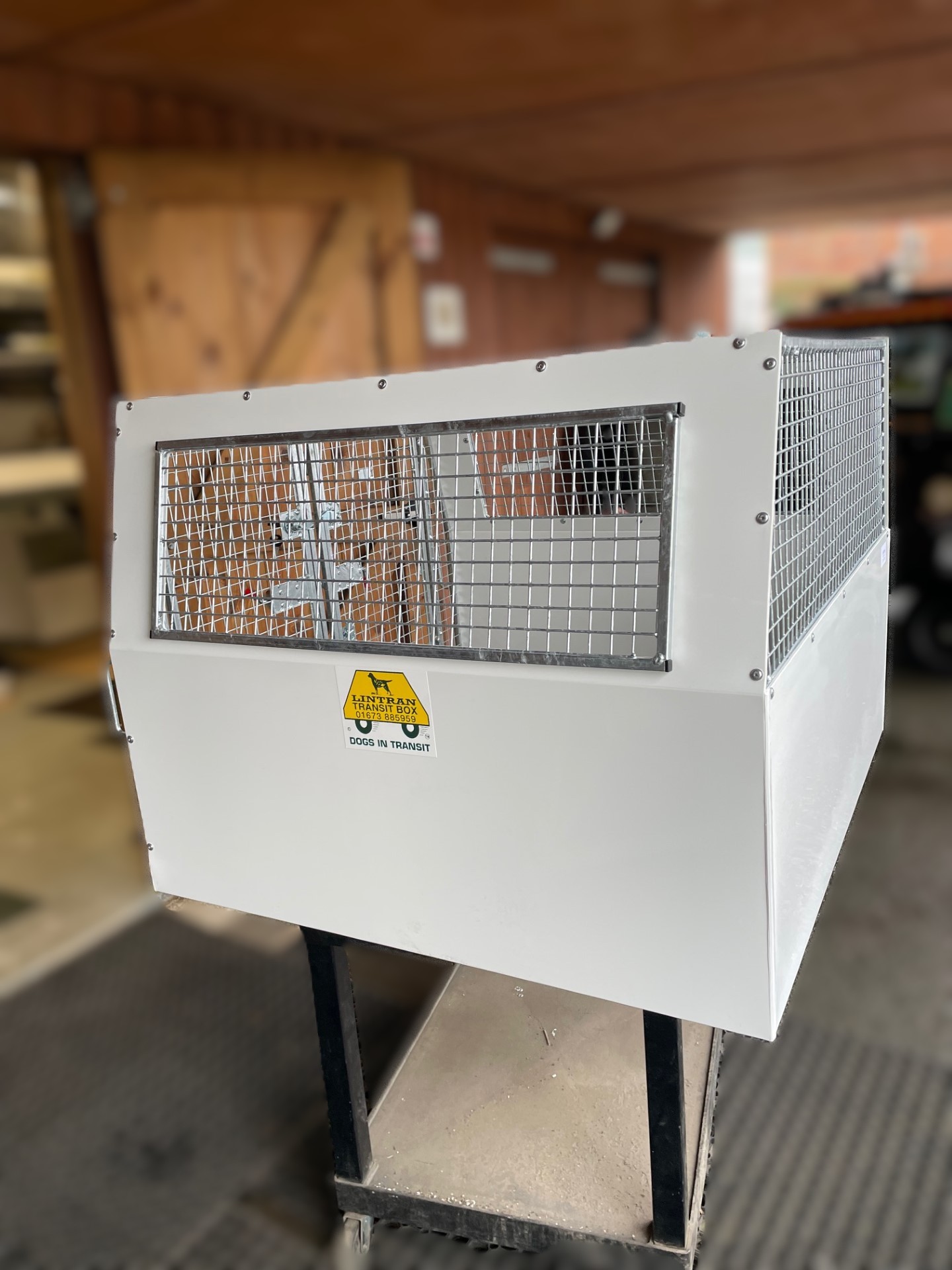 Side Grills for Dog Boxes | Improved Ventilation | Lintran