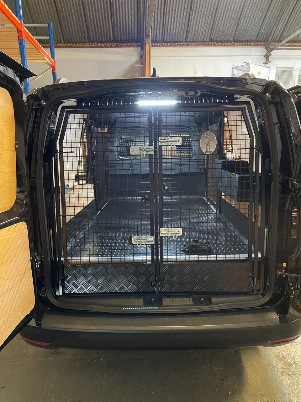 Tailgates & Sidegates for Vehicles | Custom Fit | Lintran